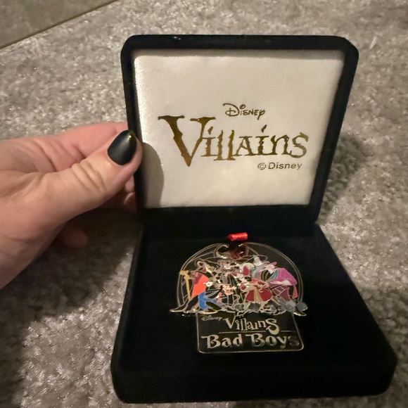 Disney | Other | Disney Villains Bad Boys Pin With Multicolor Design ...
